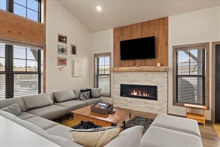 Private Hot Tub, Minutes From Red Lodge Mountain - Red Lodge, MT