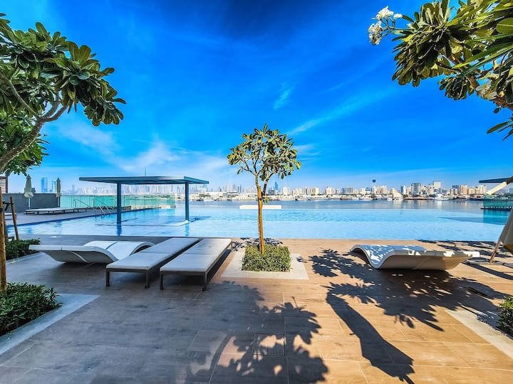 Beautiful Views Of The Marina At Dubai Harbour - Dubai