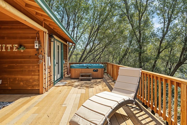 The Nut House - Lovely Home With Hot Tub - Sonora, CA