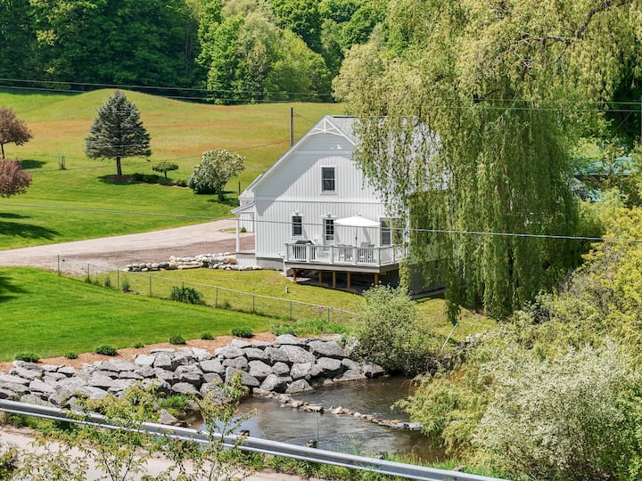 Platte River Cottage - Great For Fishing! Dogs Ok! - Honor, MI