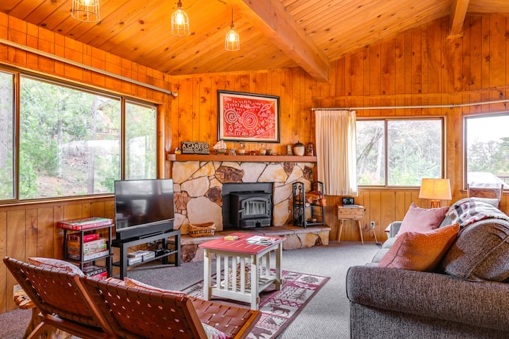 Serene Groveland Cabin Rental Near Yosemite! - Groveland, CA