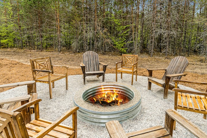 5br | Fireplace | Firepit | W/d - Thompsonville, MI