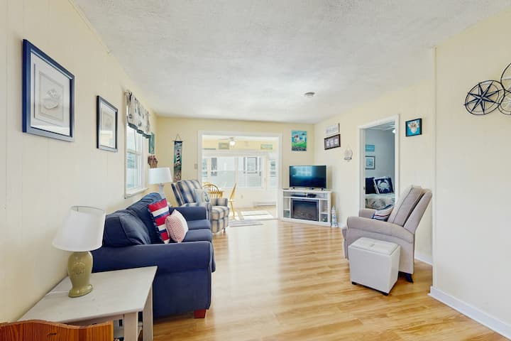 2br With Deck & Sunroom, Steps To Long Sands Beach - York, ME