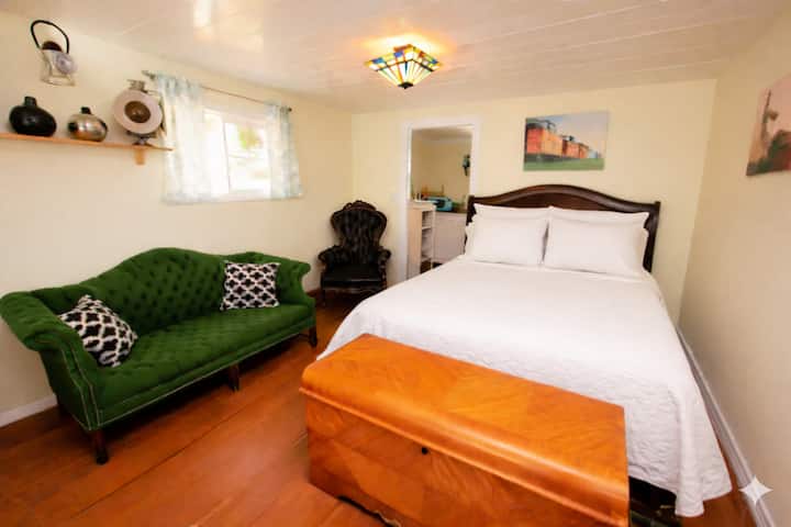 Lakefront Studio With Kayaking Near Florence - Florence, OR