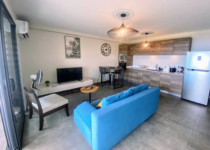 Près De Papeete, Appartement Moderne Avec Vue Mer - Tahiti