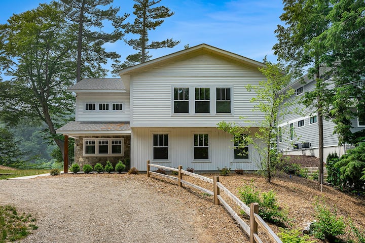 Modern Riverfront Retreat In The Woods - Saugatuck, MI
