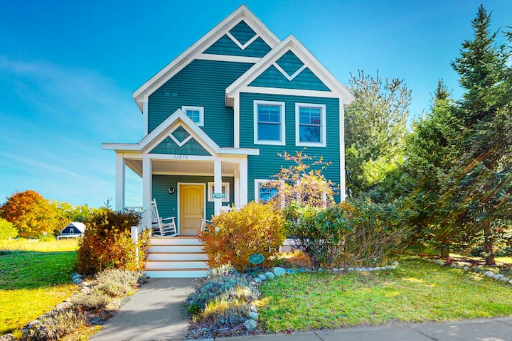 Adorable 3br Near Lake | W/d | Deck | Ac - Empire, MI