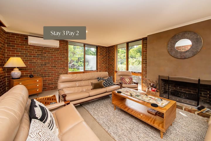 The Somers Mid Century Shack - Phillip Island