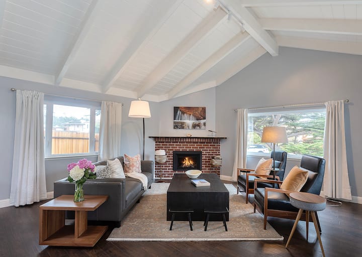 3890 Cypress Rest - Close To Golf, Walk To Beach - Carmel-by-the-Sea, CA