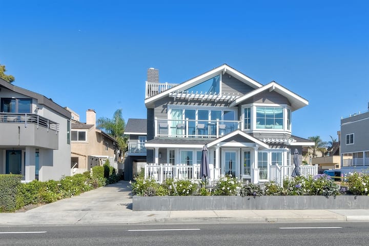Luxury Ocean Views | 6 Br Home | Steps To Sand - Carlsbad, CA