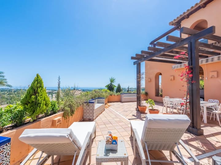 Los Belvederes A Spacious And Luxury Apartment - Marbella