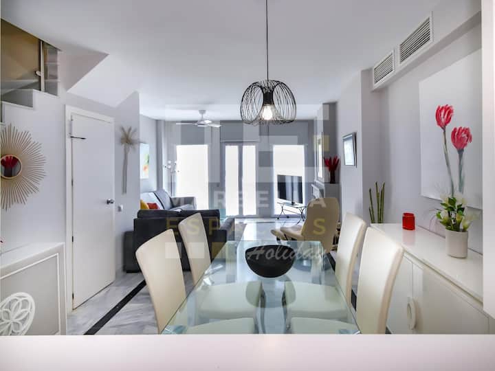 Bel Appartement Duplex Deuxième Ligne Plage - マルベリャ