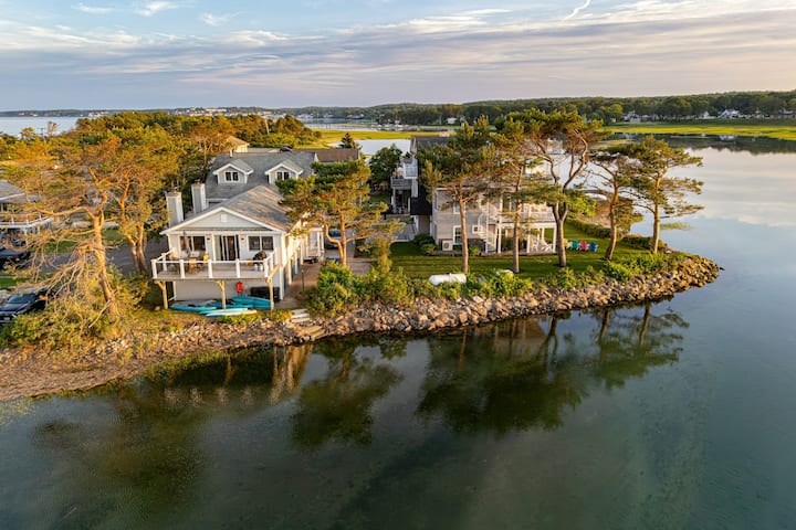Walk To Beach 6br Riverfront | Woodstove | Deck - Ogunquit, ME