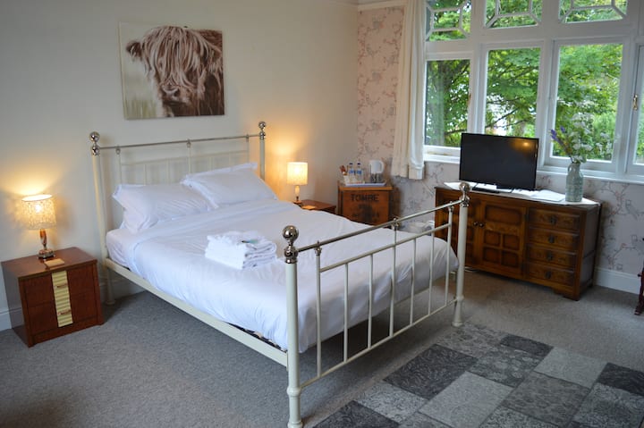 Single Room, Shared Bathroom - Portreath