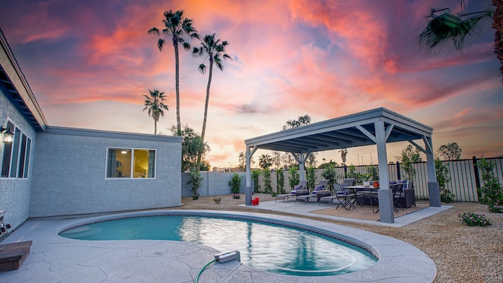 Hideaway Pool Home! Near Stadiums. - Avondale, AZ