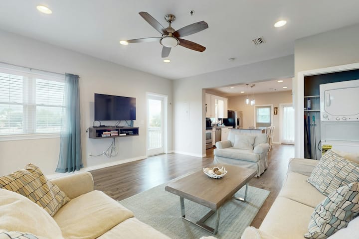 2br With Pool, Gulf View, Tennis, Patio, Ac, & W/d - Perdido Key, FL