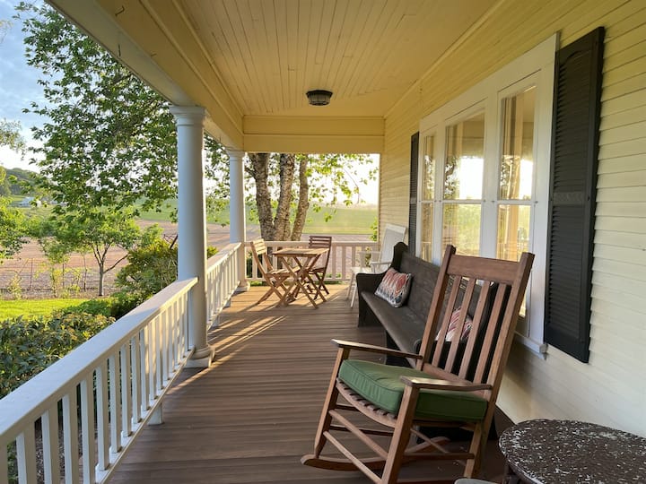 Historic Family Farm | World Class Wine - Seven Springs Vineyard, Salem