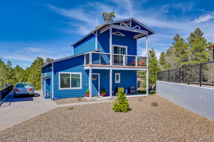 Modern Flagstaff Vacation Rental W/ 2 Living Areas - Flagstaff, AZ