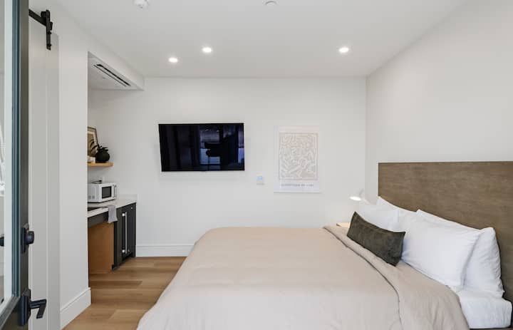 Casa Jardin Unit 3-boutique Suite In Downtown - Santa Barbara, CA