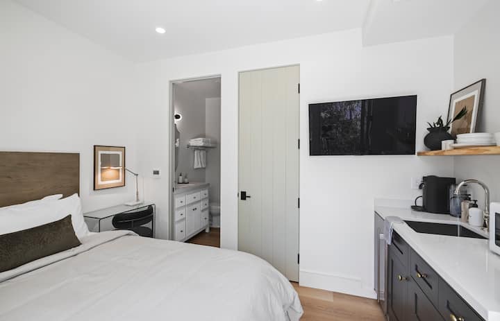 Casa Jardin Unit 1-boutique Suite In Downtown - サンタ・バーバラ, CA