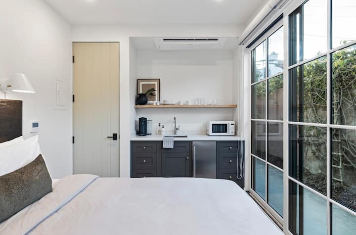 Casa Jardin Unit 7-boutique Suite In Downtown - Santa Barbara, CA