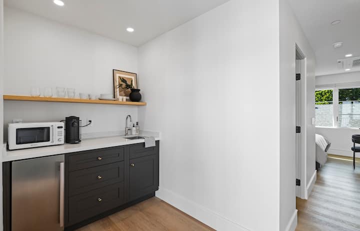 Casa Jardin Unit 10-boutique Suite In Downtown - Santa Barbara, CA