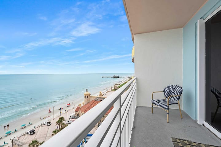 Luxury 11th Floor 1 Br Condo Direct Oceanfront Wyn - Daytona Beach, FL