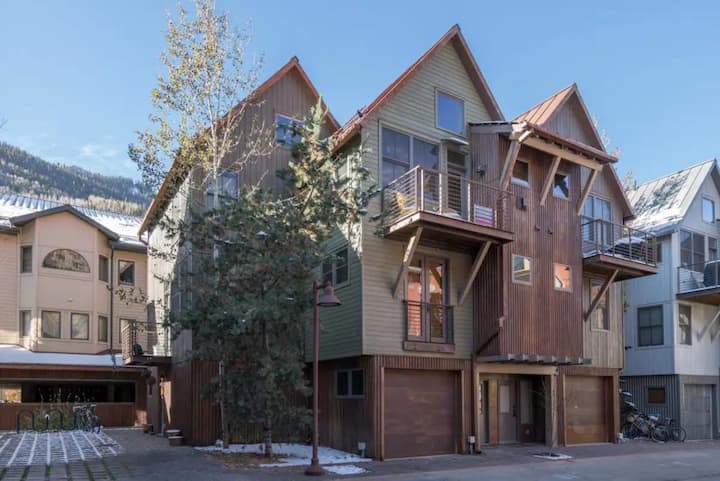 Owlmeadows16 - Telluride, CO