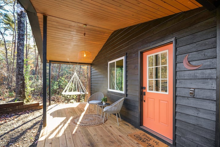 Moonrise Retreat With Spa, Fire Pit, 8 Min To Town - Ellijay, GA