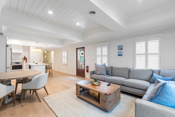 The Azalea-brand New! | 1.5 Blocks To King St. - Charleston, SC