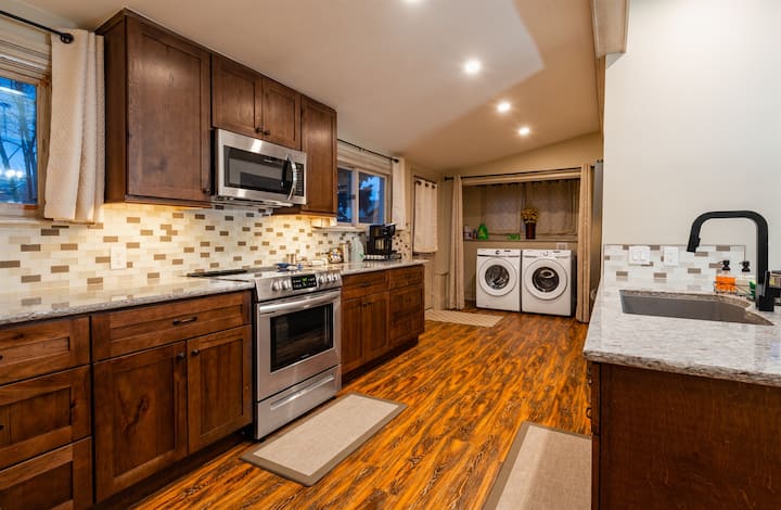 Updated*1895 Victorian*hot Tub*mtn Views - Cripple Creek, CO