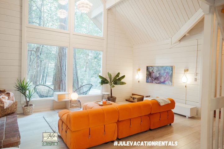 Nevada City Cabin Pups And Long Stays Welcome - Grass Valley, CA