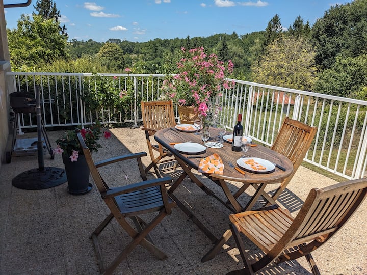 Gite De Charme, Idéal Pour 4 - Thiviers