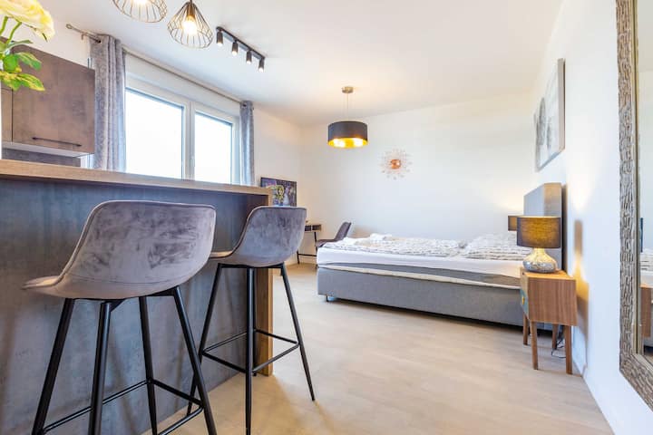 Tiffy 2 Studio W. Private Parking - Zadar