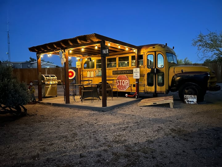 Bus Stop Saloon By Paseohomesaz - Cave Creek