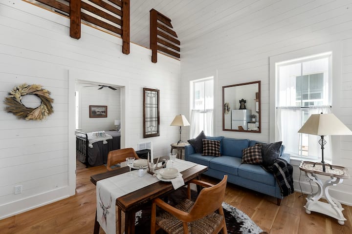 Row Home - The Longleaf - Cabin L - Dripping Springs, TX