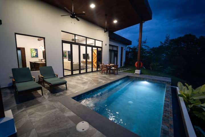 Chial Villa 14 Overlooking Macal River Valley - Melchor de Mencos