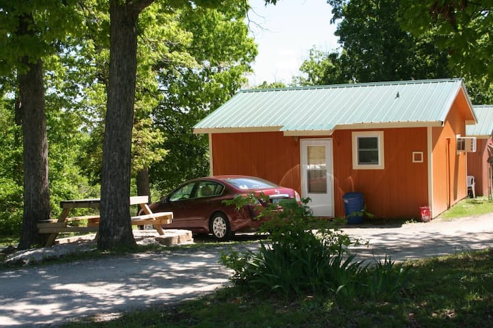 Reel And Trigger - Cabin 1 - Truman Reservoir, MO