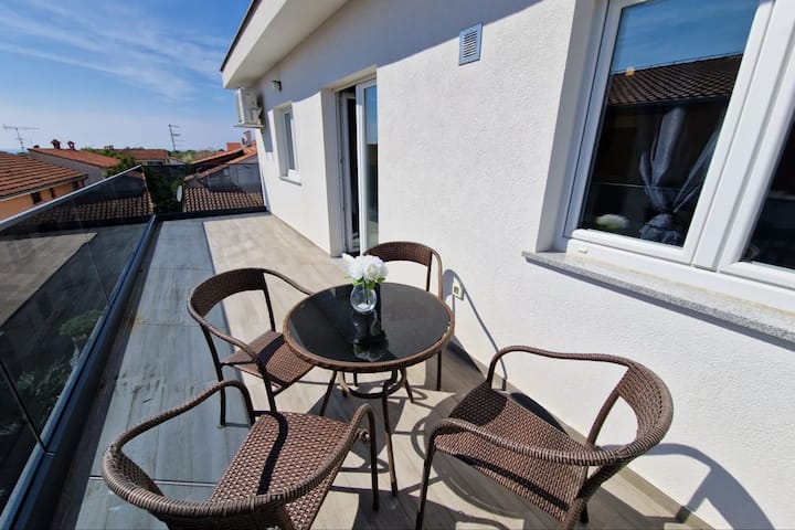 Villa Amra - Apartment Amra 4 In Poreč For Max 5 P - Poreč