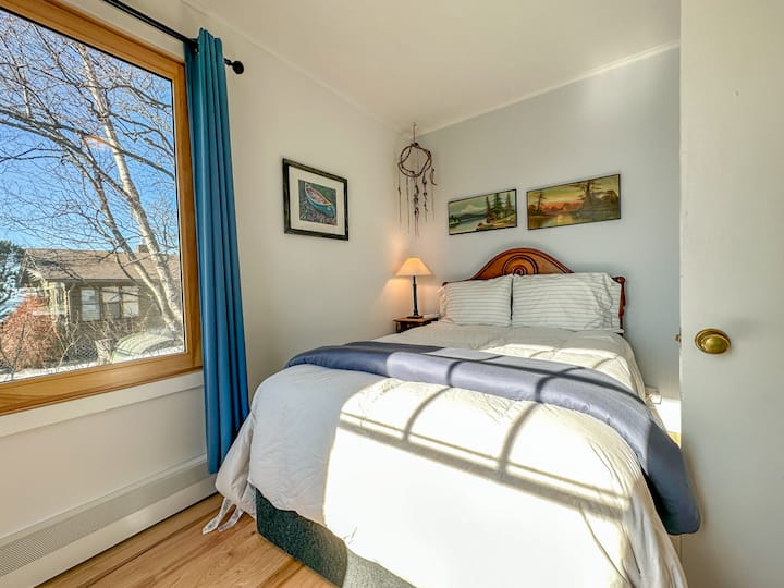 Vintage Voyager | Renovated Home In Grand Marais - Grand Marais