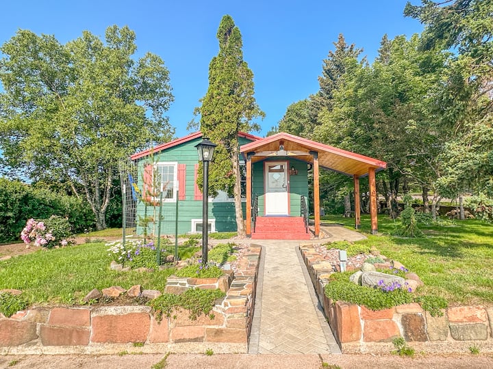 Vintage Voyager | Renovated Home In Grand Marais - Grand Marais
