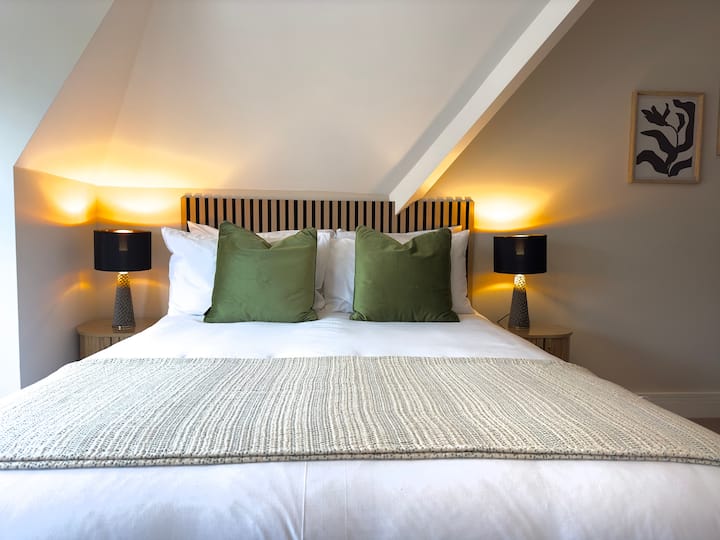 Comfortable Family Room With Double & Single Bed - Bournemouth