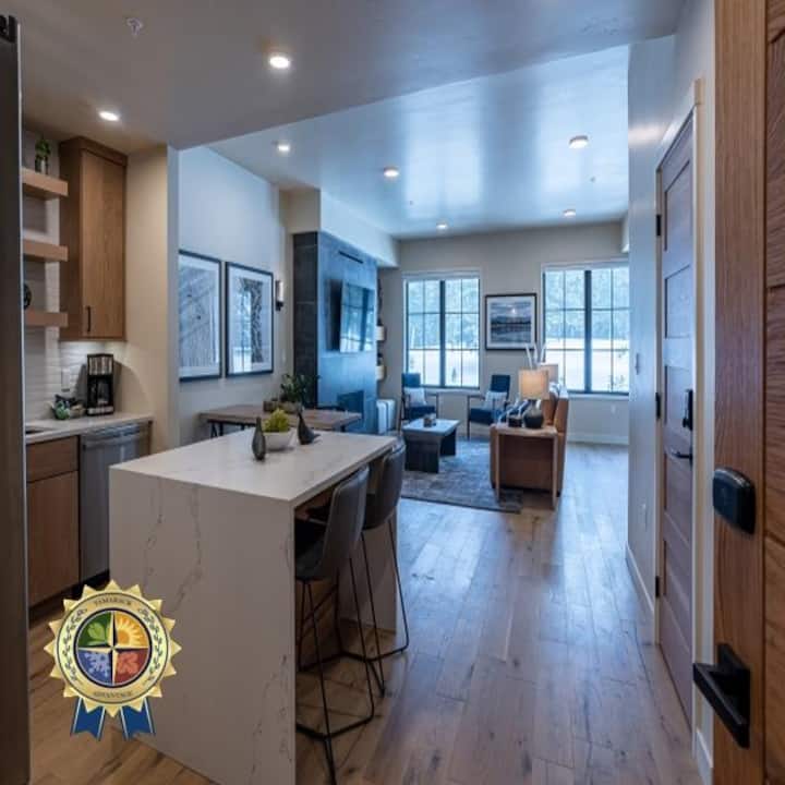 Post Road Condo | Includes Two 1-day Lift Tickets - Tamarack Ski Resort, ID