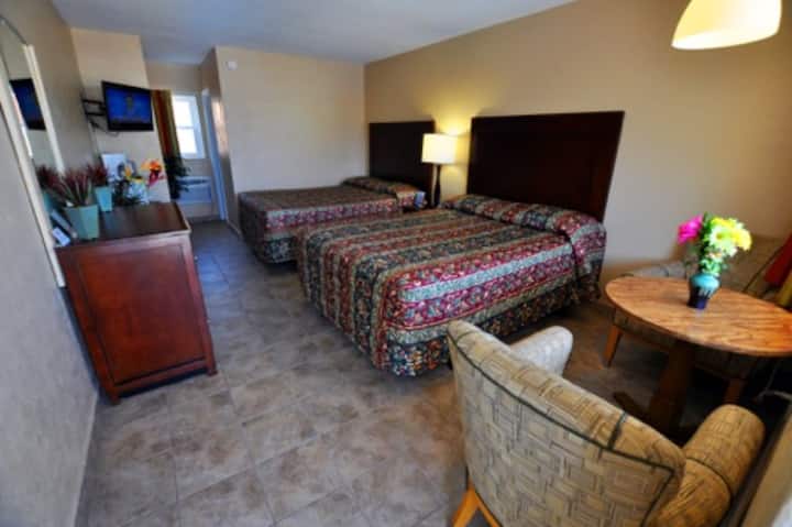 Nantucket Inn & Suites - Wildwood - Queen Room - Stone Harbor, NJ