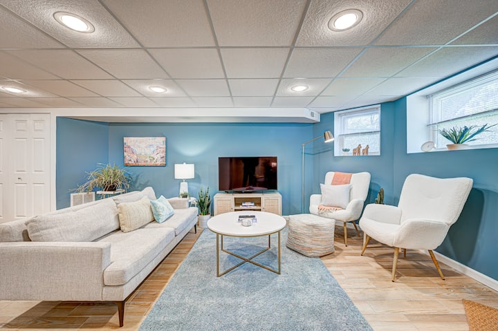 Centrally Located Swedish Design Andersonville 2bd - Edgewater Beach - Chicago