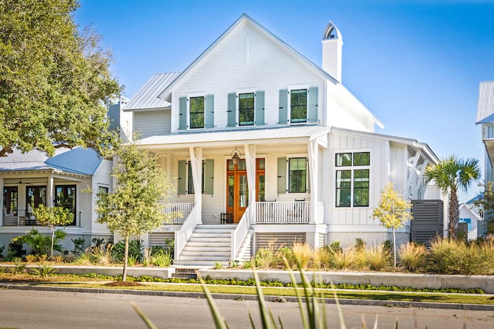 "Seascape" 5757 Kiawah River Drive.  4 Bedroom 4.5 - Kiawah Island, SC