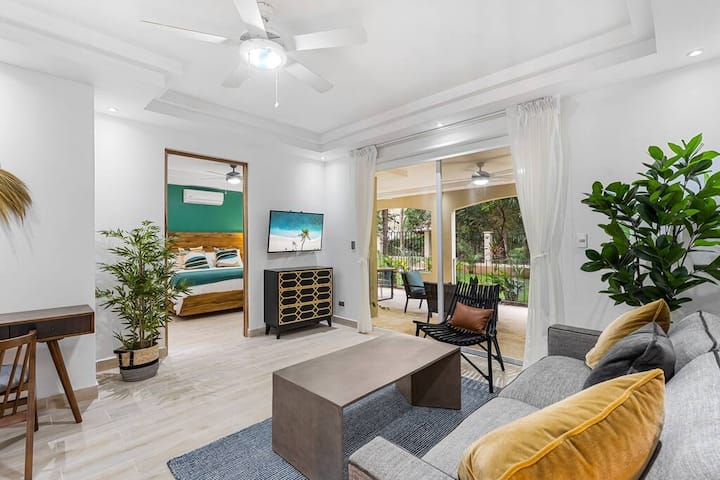 Stylish Ground Floor Condo Walking To Town - Tamarindo