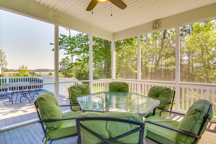 4 Mi To Fenwick Island: Home W/ Pool Access & Deck - Bethany Beach, DE