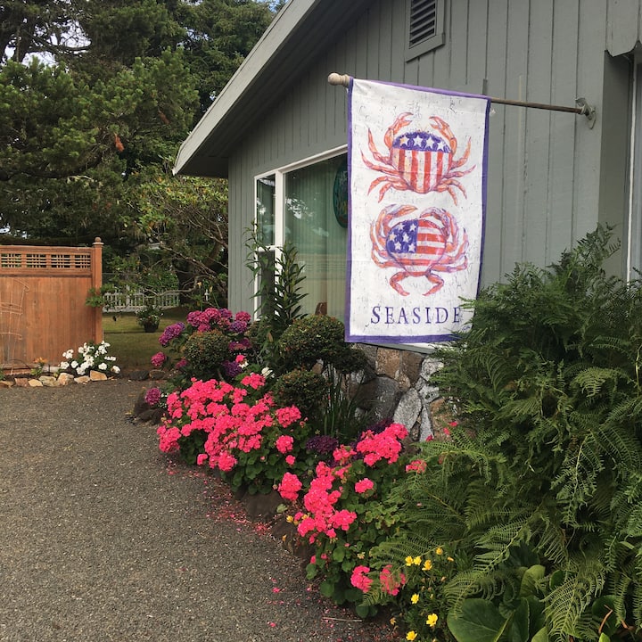 420 Ave T - Gardeners Paradise - Seaside, OR