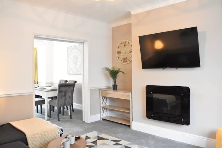 Stone Stays - 4 Bedroom Home Newcastle Upon Tyne - Newcastle upon Tyne